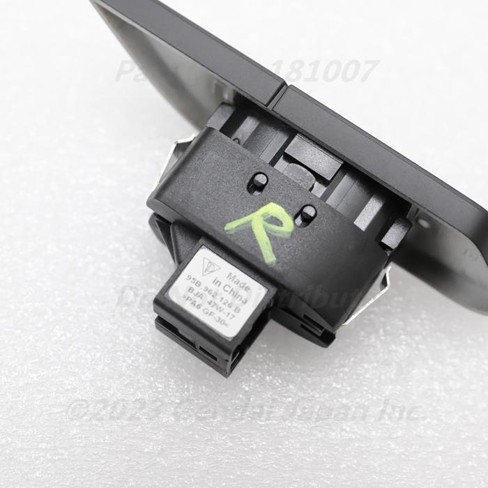 [P-16]マカン ターボ 95B 右 ロックスイッチ 95B962126B ポルシェ 95BCTL 中古 : p-16124 : 車の中古 ...