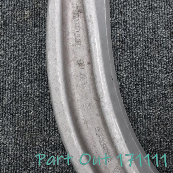 [W-1]ベントレー ベンテイガ W12 右フロント ラジアスターム テンションロッド 4M0407694E カイエン Q7 Q8 ウルス ...