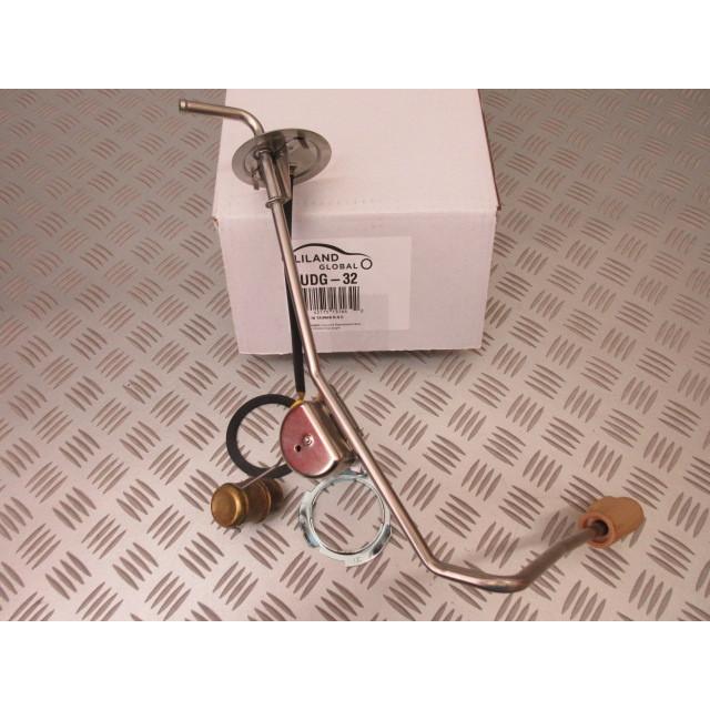 USA発送！DG32 1970-1974 ダッジ チャレンジャー フューエルセンダー プリムス バラクーダ NEW : GENUINE COMPANY - 通販 - Yahoo!ショッピング