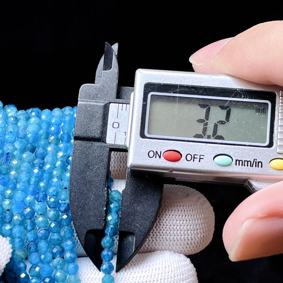 PROME 天然石・高品質 ・ブルーアパタイト・マダガスカル産・ミラーボールカット・3mm ・40cm・連材 【商品詳細動画付き】NO.P4553 : p4553 : 天然石工場直売店 ...