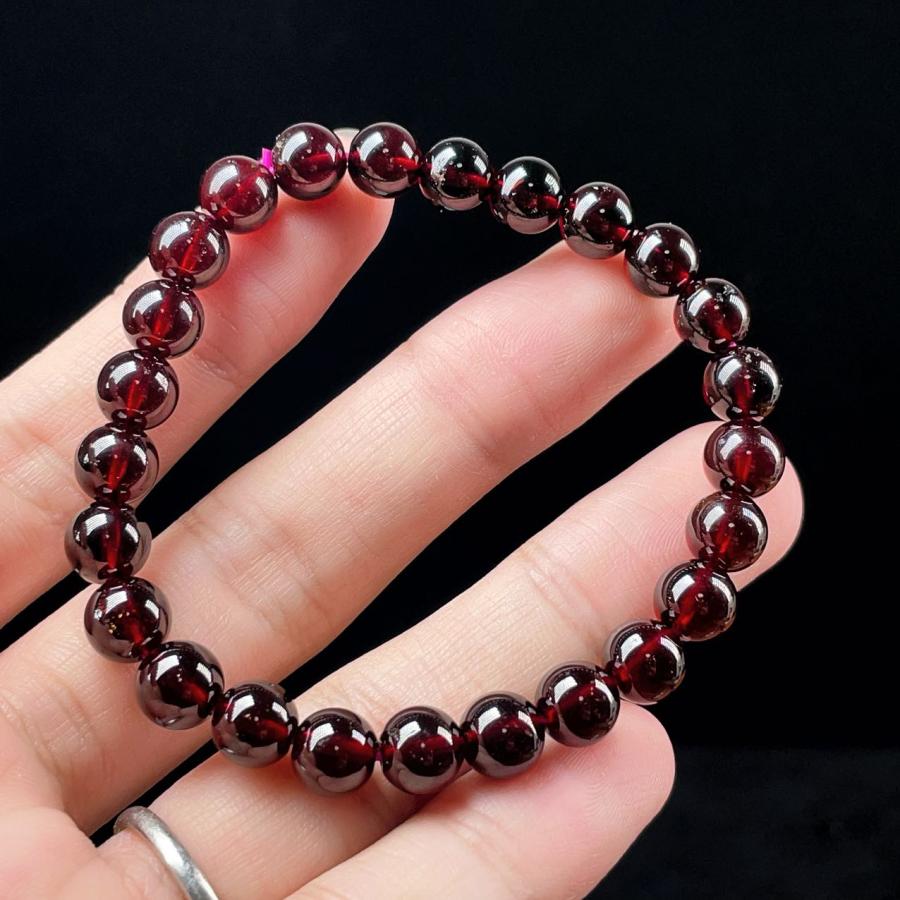 PROME 天然石 一点物 パイロープ・ガーネット NO.V9214 : 天然石工場直売店 PROME - 通販 - Yahoo!ショッピング