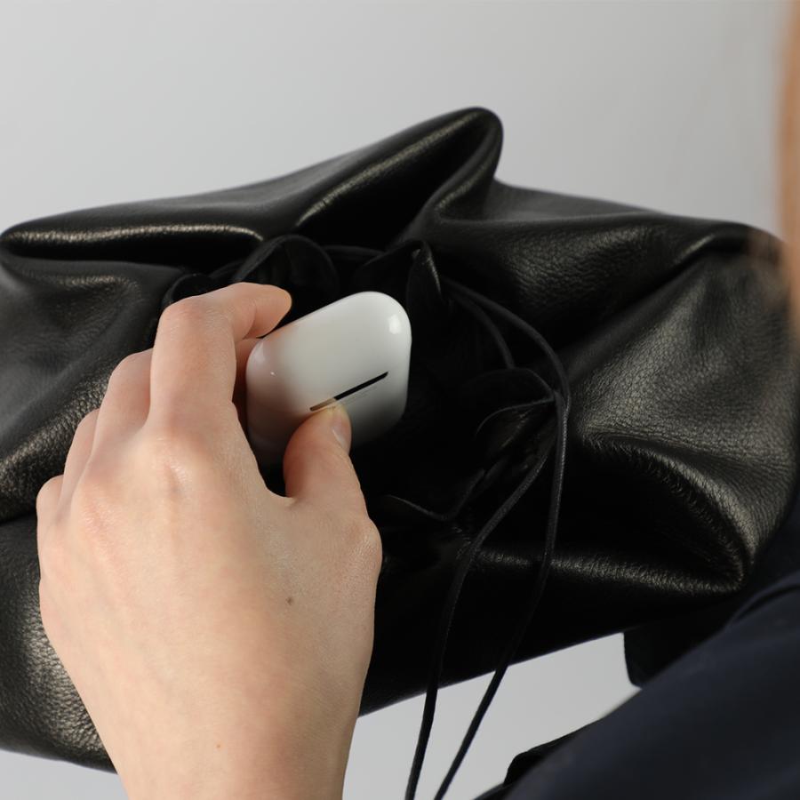 バッグ 天然皮革巾着 A-pouch RO Relief Object 日本スエーデン バッグ 天然皮革巾着 A-pouch RO Relief Object 日本スエーデン