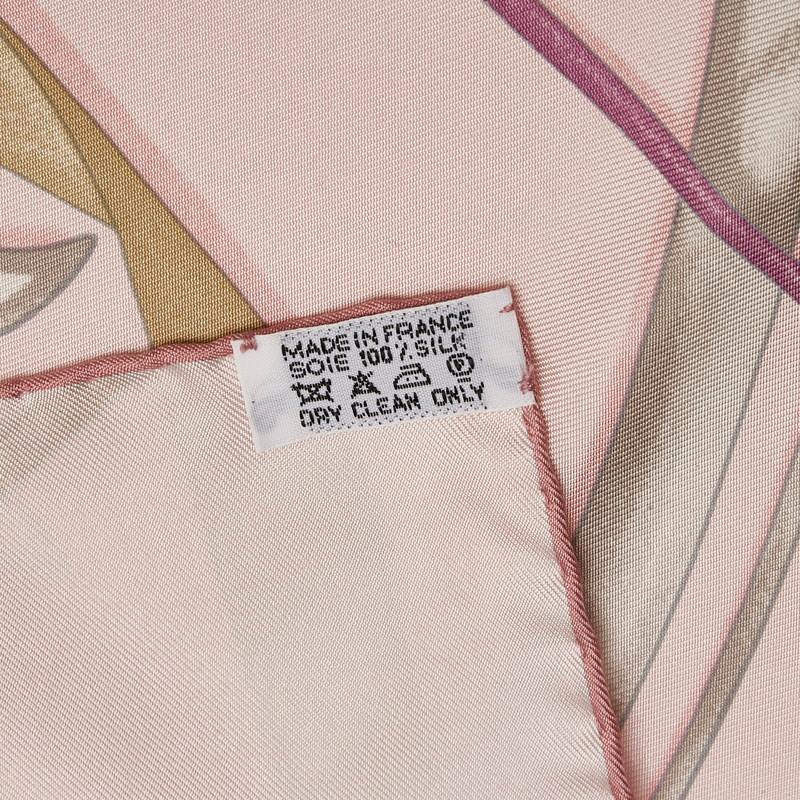 HERMES エルメス カレ90 ATTRAPE TES REVES 夢をつかめ スカーフ HERMES エルメス カレ90 ATTRAPE TES REVES 夢をつかめ スカーフ