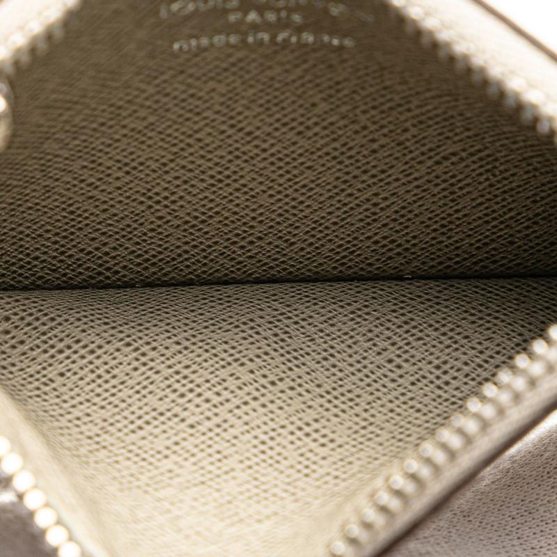 LOUIS VUITTON（ルイ・ヴィトン） ルイ ヴィトン タイガ ポシェット