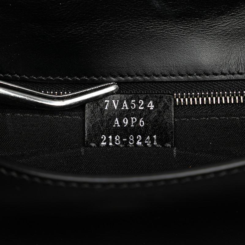 FENDI（フェンディ） フラット バゲット ミディアム ショルダーバッグ