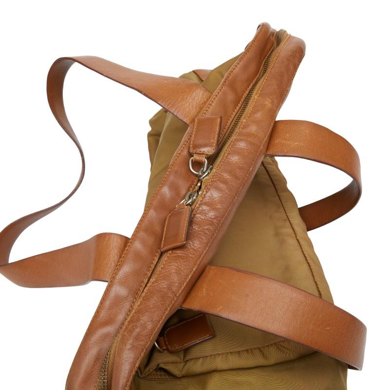 PRADA（プラダ） 三角ロゴプレート ハンドバッグ ベージュ ブラウン