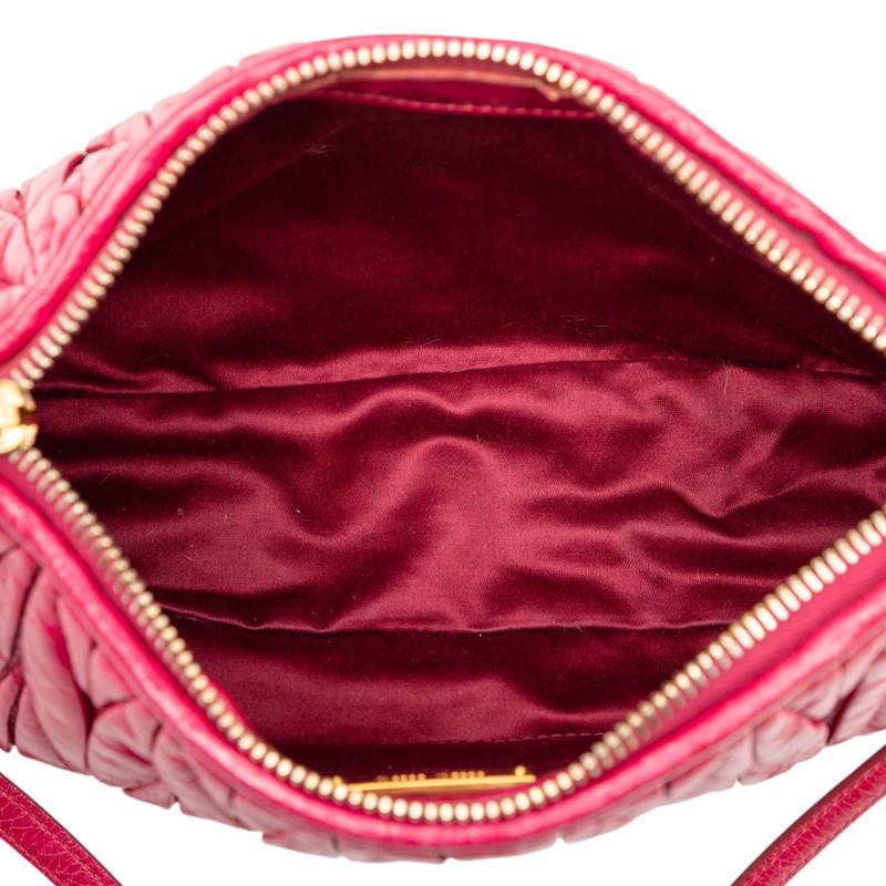 miu miu（ミュウミュウ） マテラッセ ワンショルダーバッグ ピンク