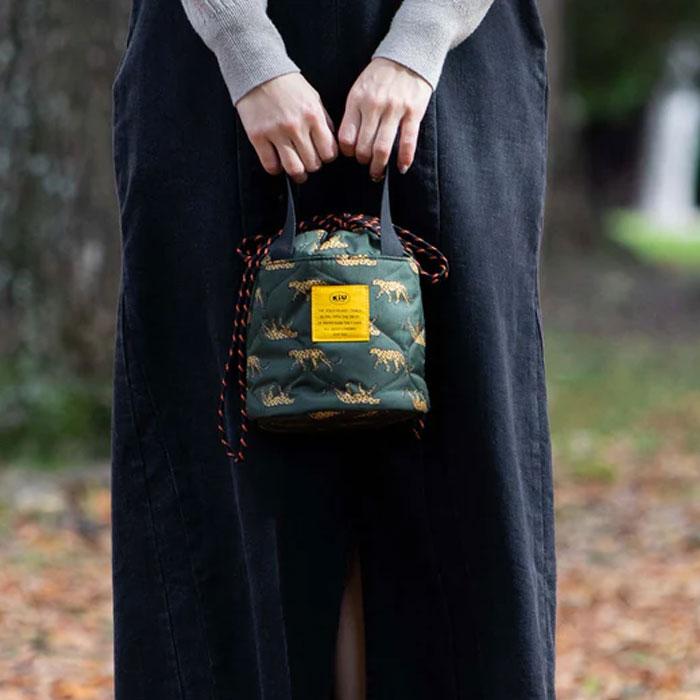 Kiu キウ ショルダーバッグ レディース 巾着バッグ 撥水 PADDED ドローストリングバッグ K291 斜めがけバッグ 2way キルティング :wpk291:zakka green ...