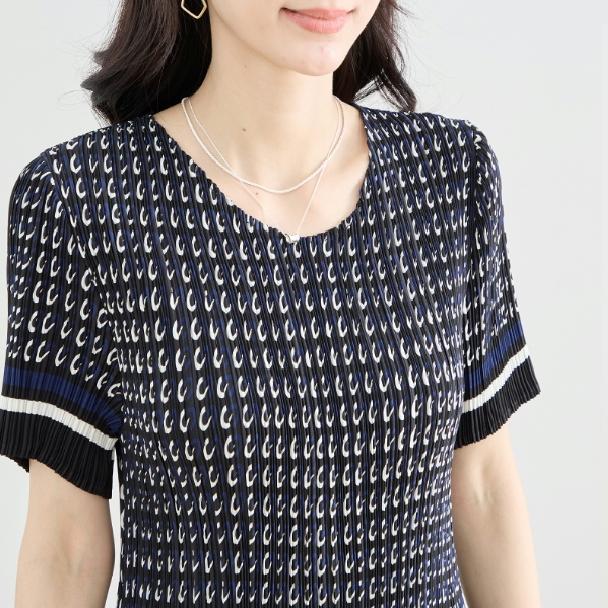 ワンピース プリーツ モダンプリントN82-279 フリー TRUBE M L 大人可愛い ミセス fmsd キレイメ 普段着 おしゃれ着 デイリーファッション : ゴールドスミス - 通販 ...