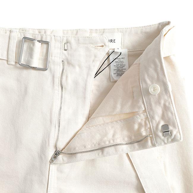 LEMAIRE ルメール ツイスト ベルテッドパンツ PA326 LD1034 白 LEMAIRE ルメール ツイスト ベルテッドパンツ PA326 LD1034 白