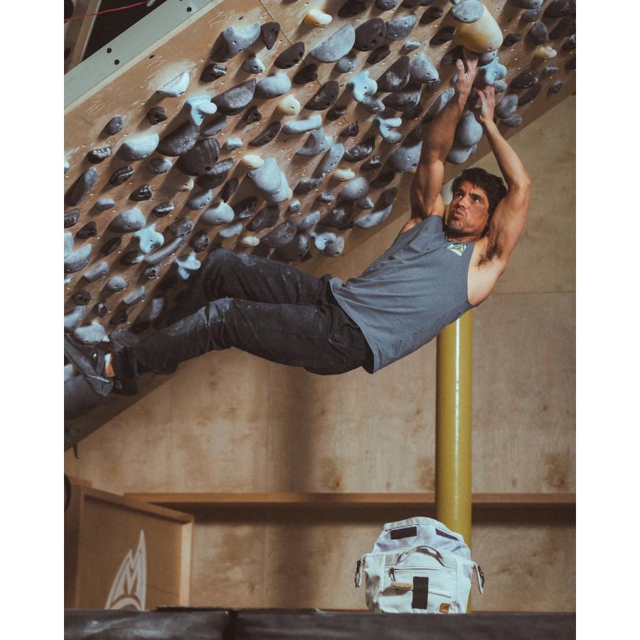 マッドロック HANGER CHALK POT ハンガーチョークポット MADROCK チョークバック クライミング ボルダリング : クライミングショップグーフィー - 通販 - Yahoo ...