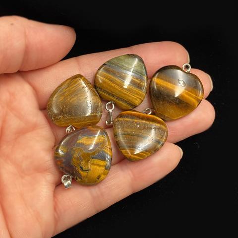 タイガーアイ 天然石 金運 虎目石 魔よけ 財運 仕事運 勝利 ハート ペンダントトップ バチカン付き チャーム 1個 tb-551 GreenRoseYumi 2504 ...