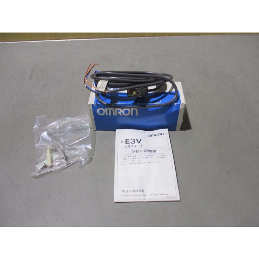 新古 OMRON オムロン E3V-7DC43S 2m 光電スイッチ(FASR50516B091) :FASR50516B091 ...
