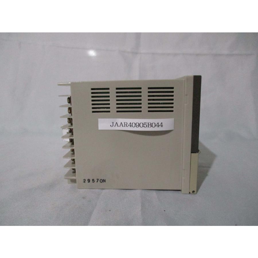 中古OMRON E5AX-DAA TEMPERATURE CONTROLLER(JAAR40905B044) : growdetrading Yahoo!ショップ - 通販 - Yahoo ...