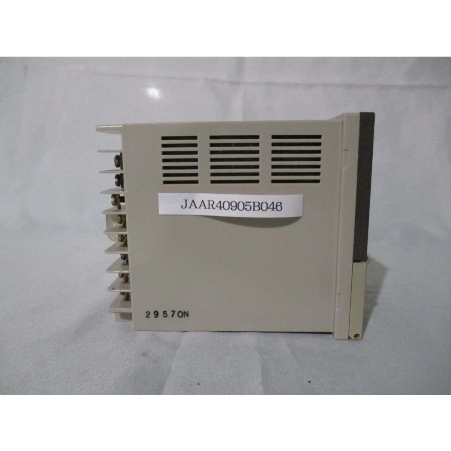中古OMRON E5AX-DAA TEMPERATURE CONTROLLER(JAAR40905B046) : growdetrading Yahoo!ショップ - 通販 - Yahoo ...