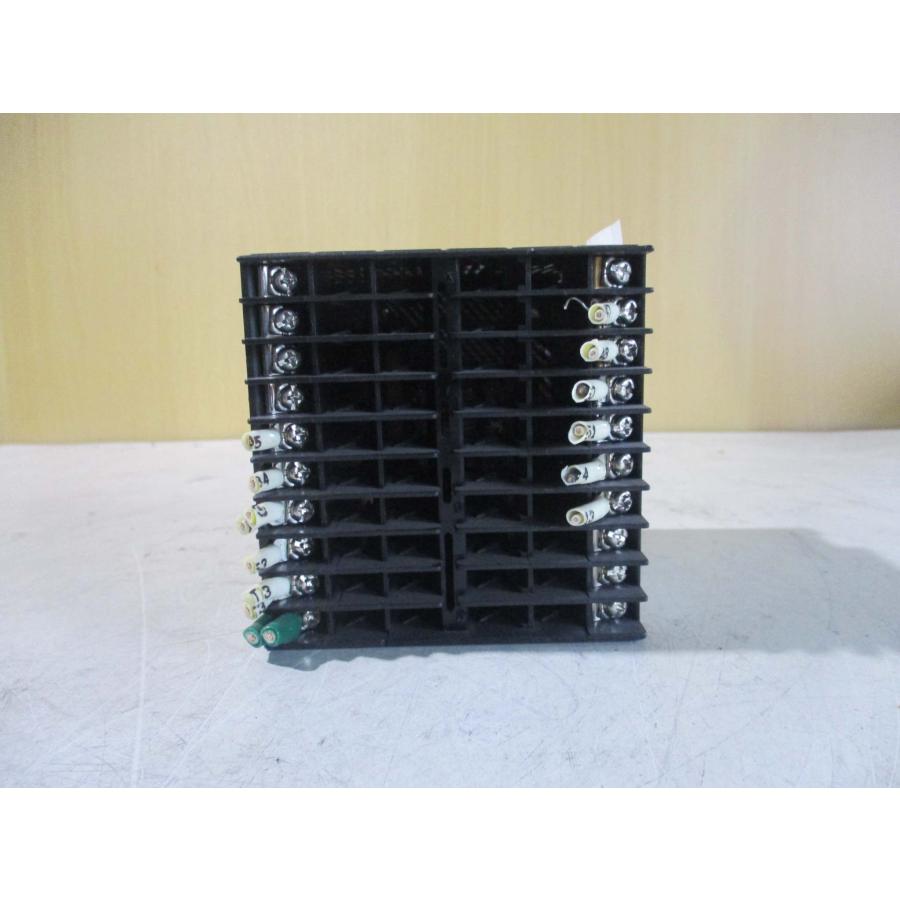 中古 YOKOGAWA CONTROLLER UT550 デジタル指示調節計 100-240VAC(JADR50213A036 ...