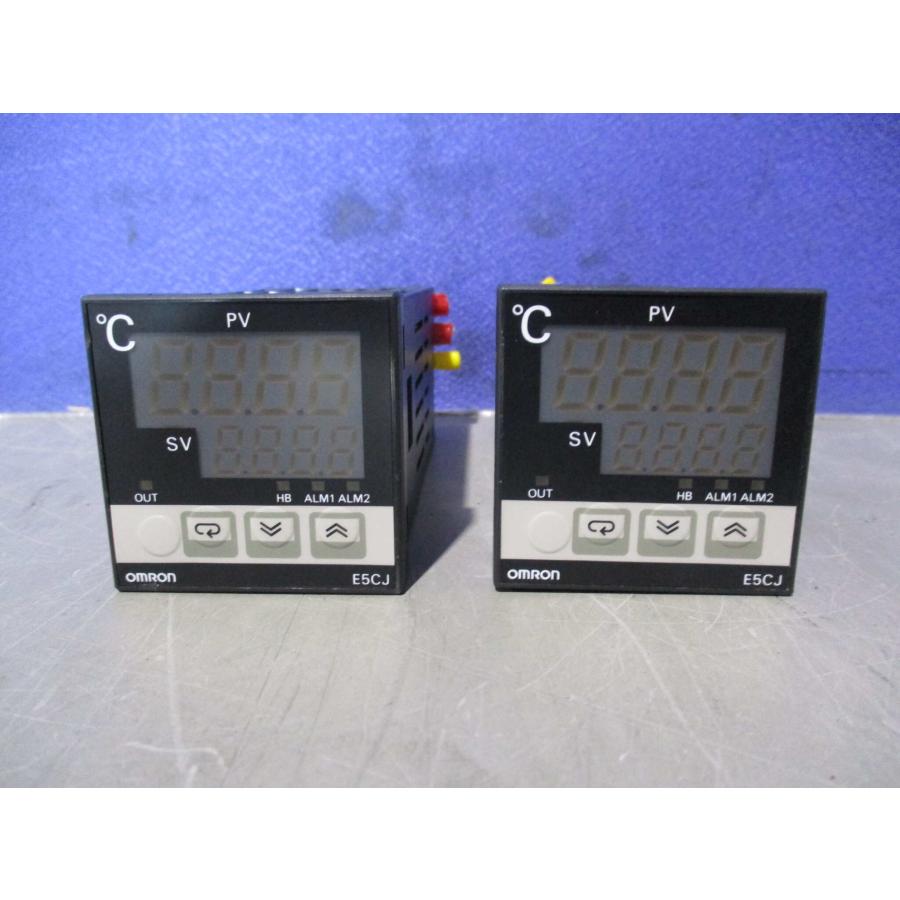 中古OMRON TEMPERATURE CONTROLLER E5CJ-Q2HB 2個(JAHR60720D005) : growdetrading Yahoo!ショップ - 通販 ...