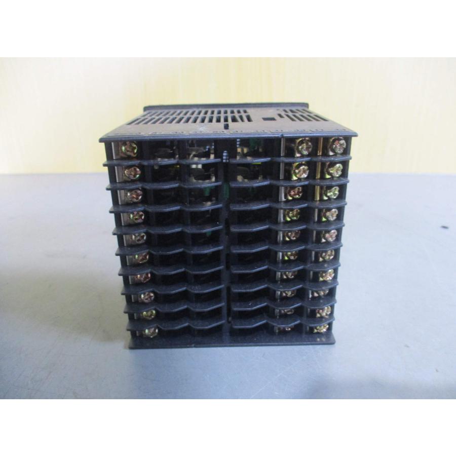 中古 YOKOGAWA CONTROLLER UT550 デジタル指示調節計 100-240VAC(JAJR60910C040 ...