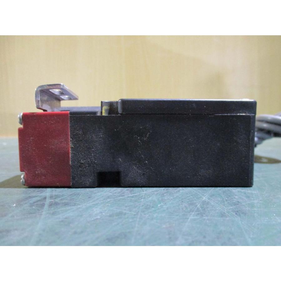 中古 OMRON D4NL-2DFG-B 用セーフティドアスイッチ(JBRR50609D028) : growdetrading Yahoo ...