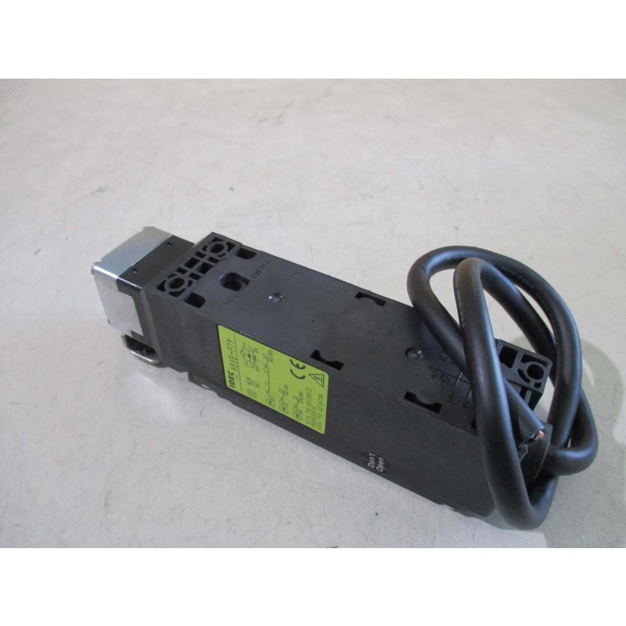 中古IDEC HS5E-F7Y ソレノイド付安全スイッチHS5E-F7Y AC-15 0.75A/250V DC-13 0.22A/125V ...