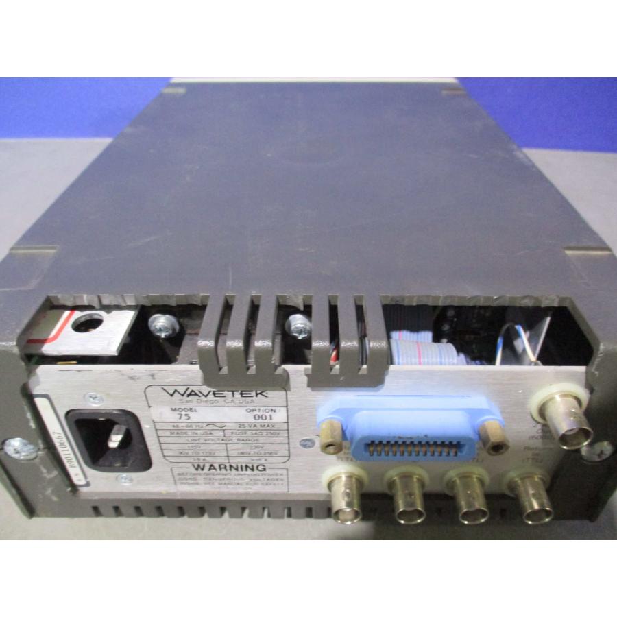中古 WAVETEK ARBITRARY WAVEFORM GENERATOR MODEL 75 (JCER60903C075 ...