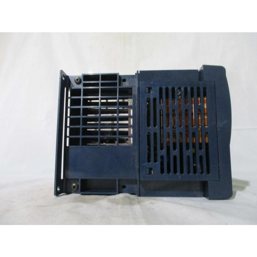 中古 TOYO FREQUENCY INVERTER VF64-2R222 周波数変換器 AC 200-230V 50/60Hz DC 2 ...