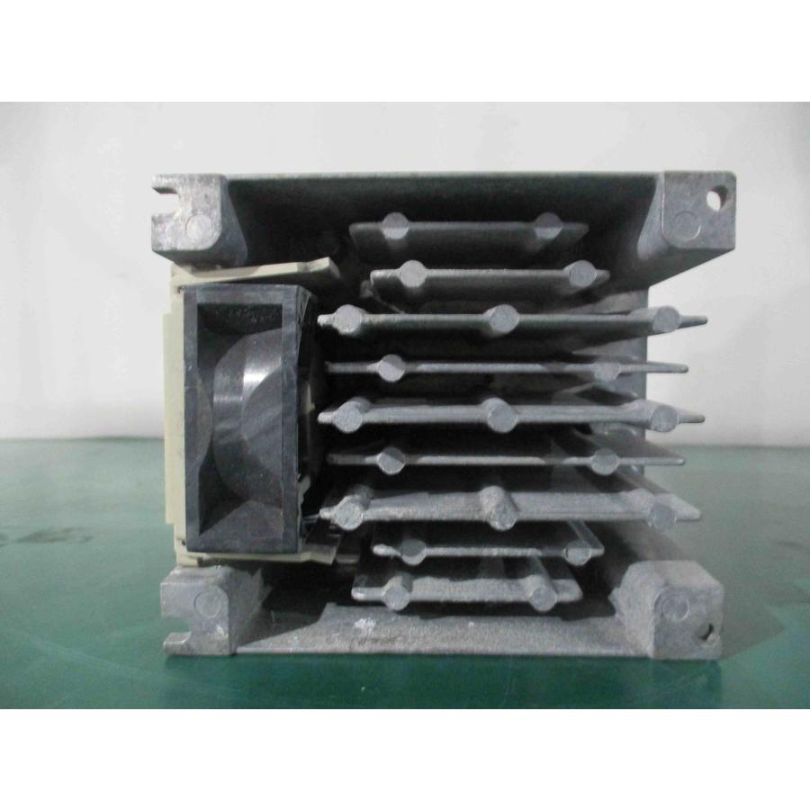 中古 YASKAWA INVERTER Vs mini J7 CIMR-J7AA21P6 インバータ 1.5KW(LAER41205B016) : growdetrading Yahoo ...