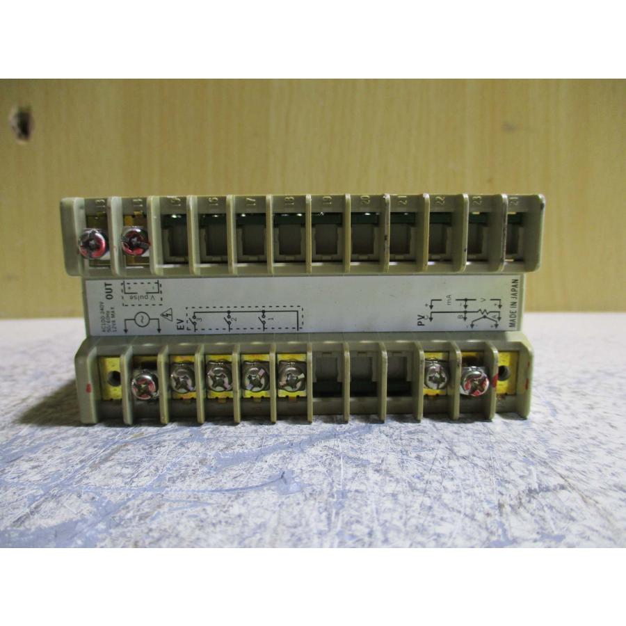 中古YAMATAKE azbil SDC25 C25TVOUA1000 デジタル指示調節計(R50624DFD048 ...