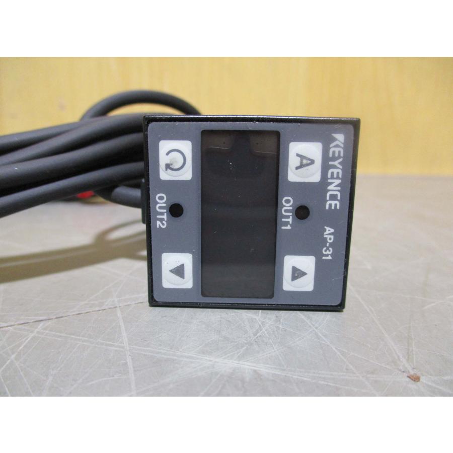 中古 KEYENCE AP-31 2色表示デジタル圧力センサ(R50804FAD023) : r50804fad023 ...