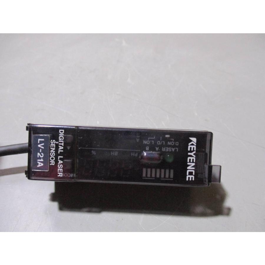 中古KEYENCE DIGITAL RGB SENSOR LV-21A/LV-H62 (R51111BAC045 ...