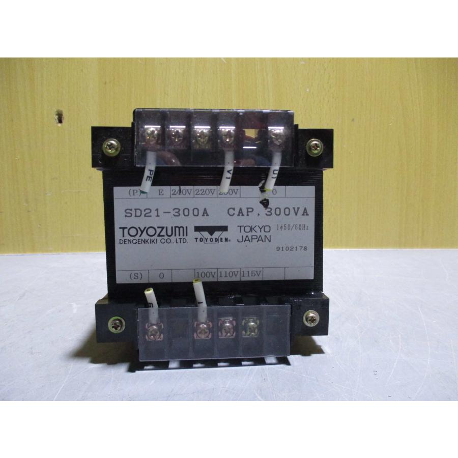 中古 TOYOZUMI isolation transformer SD21-300A CAP 300VA トランス変圧器(R60206BZF003) : growdetrading ...