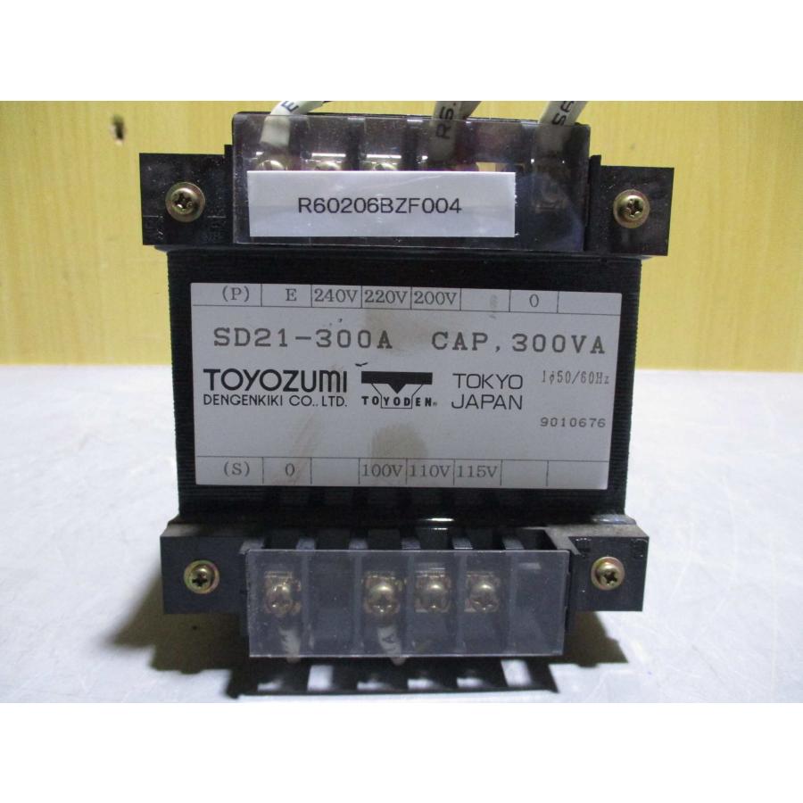 中古 TOYOZUMI isolation transformer SD21-300A CAP 300VA トランス変圧器 ...