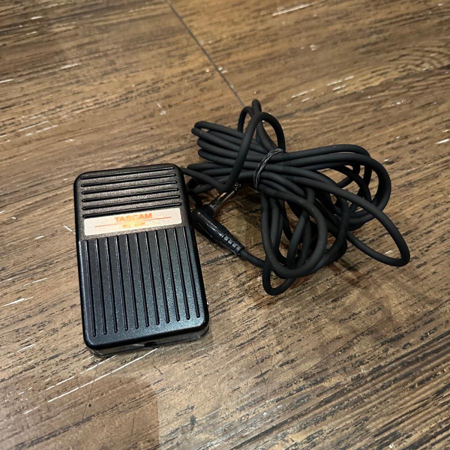 TASCAM Tascam RC-30P Foot Switch タスカム フットスイッチ -a002 : GrunSound Yahoo!店 - 通販 - Yahoo!ショッピング