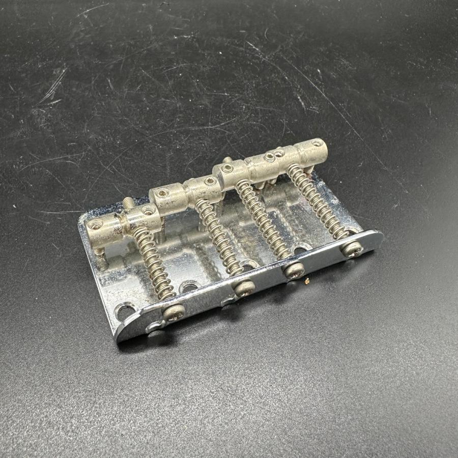 エレキベース用 ブリッジ Guitar Parts -e403 : GrunSound Yahoo!店 - 通販 - Yahoo!ショッピング