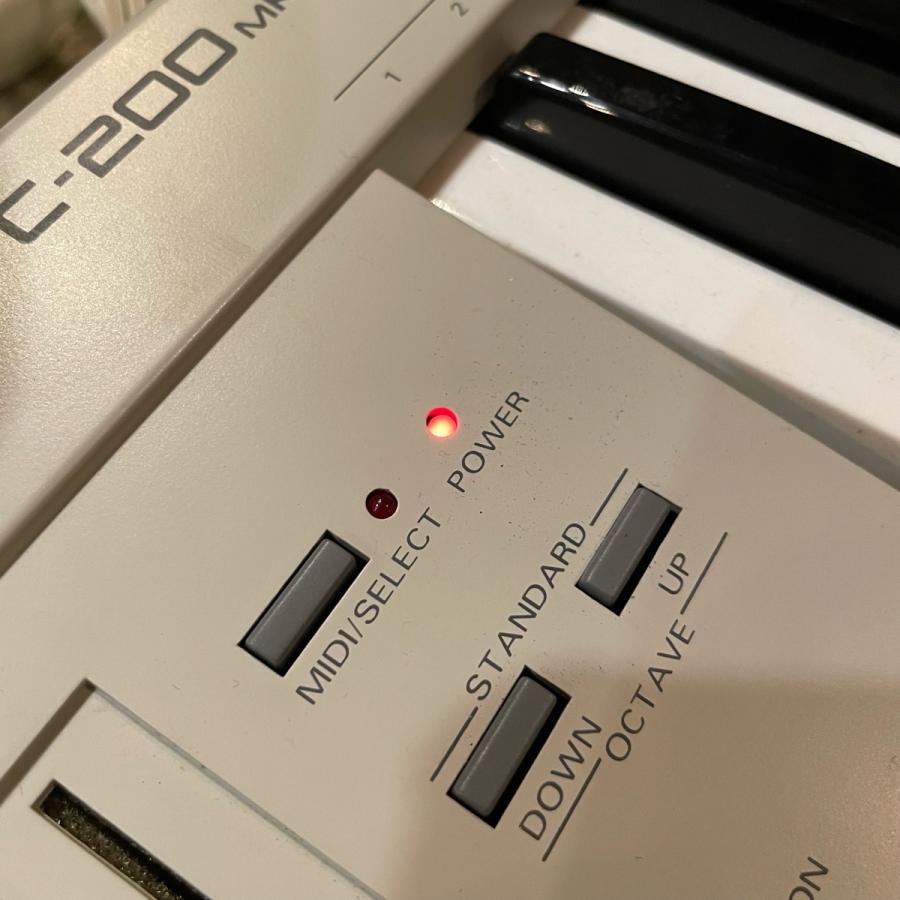 ローランド（Roland） Roland PC-200 MkII MIDI Keyboard キーボード -f781 : GrunSound ...