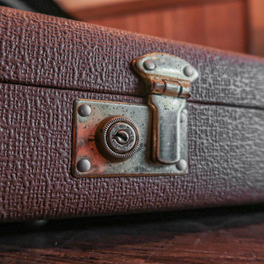 Fender フェンダー エレキギター用ハードケース -GrunSound-j426- : GrunSound Yahoo!店 - 通販 - Yahoo!ショッピング