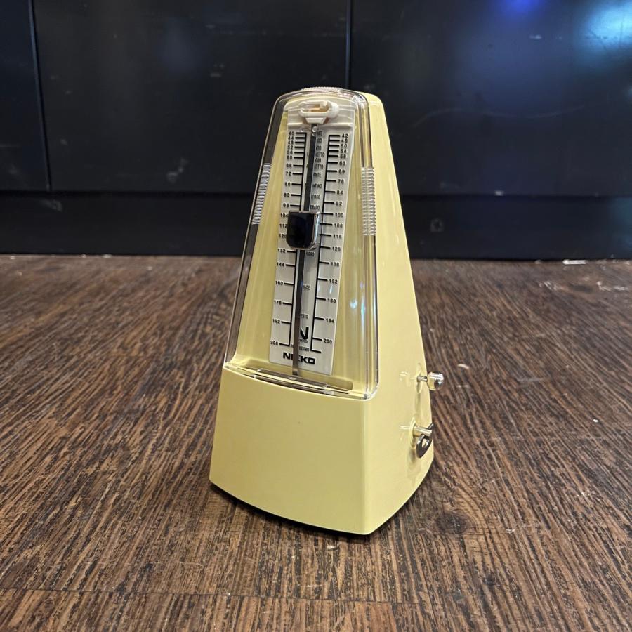 日工精機 Nikko メトロノーム パールイエロー 236 スタンダード 日工 - m493 : GrunSound Yahoo!店 - 通販 - Yahoo!ショッピング