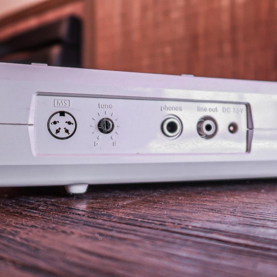 CASIO MT-70 カシオ キーボード -GRUN SOUND-[u215] : GrunSound Yahoo!店 - 通販 - Yahoo!ショッピング