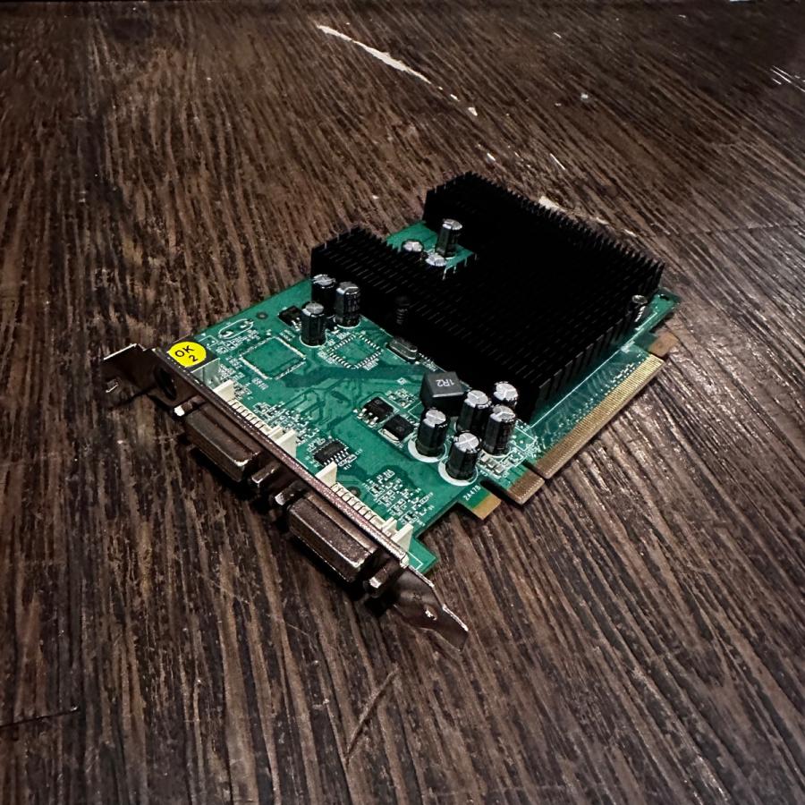 ELSA GLADIAC 573 128MB グラフィックボード -z954 : GrunSound Yahoo!店 - 通販 - Yahoo!ショッピング