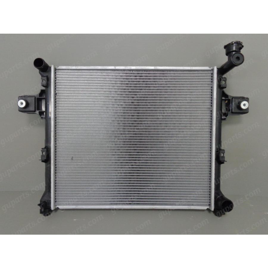 ジープ コマンダー XH47 V8-4.7L XH57 V8-5.7L 2006〜2010 ラジエーター 26mm 55116849AB ...