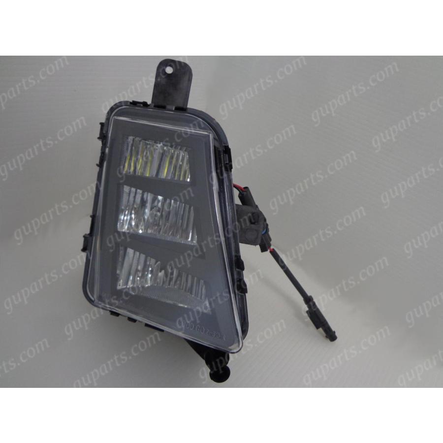 フォルクスワーゲン ワーゲン ゴルフ 7 GTI ABA-AUCHH 前期 右 LED フォグ ランプ デイ ライト 5G0941700 ...