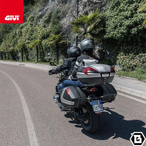 GIVI V56NT MAXIA 4 トップケース MONOKEYタイプ 56L容量 アルミパネル / クリアレンズ : GUUBEAT-MOTO - 通販 - Yahoo!ショッピング