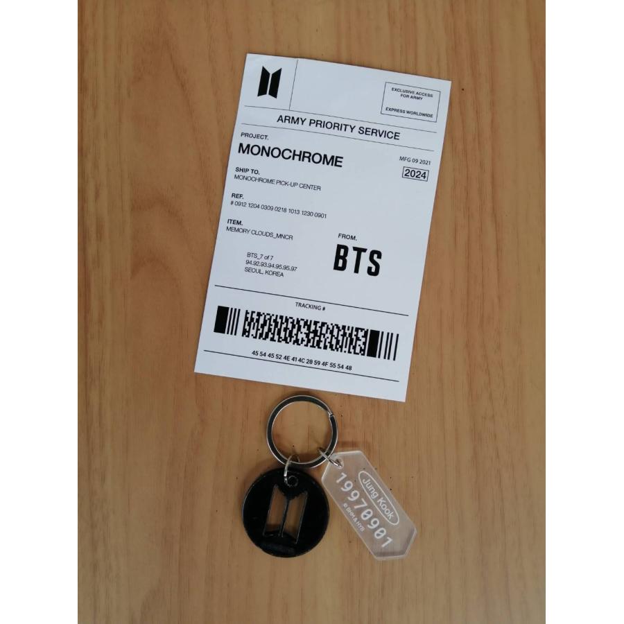 BTS POPUP MONOCHROME バンコク限定キーリング【Jin】II : H&R-Yahoo!店 - 通販 - Yahoo!ショッピング