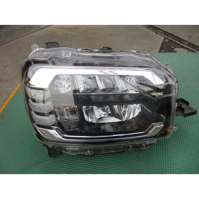 タフト 5BA-LA900S 右ヘッドランプ : 株式会社萩尾商会 - 通販 - Yahoo!ショッピング