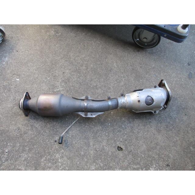 ノート DBA-E11 触媒 : 株式会社萩尾商会 - 通販 - Yahoo!ショッピング