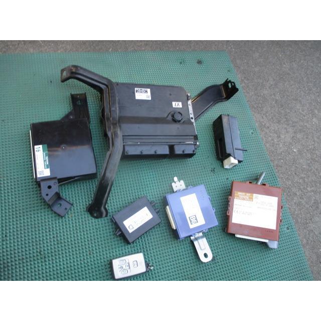 ヴェルファイア DBA-ANH20W エンジンコンピューター : 株式会社萩尾商会 - 通販 - Yahoo!ショッピング