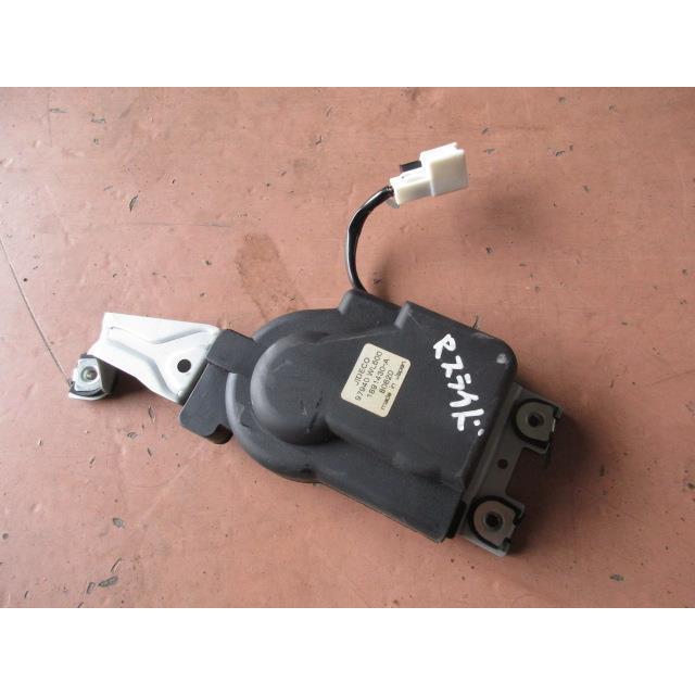 エルグランド CBA-E51 右スライドドアCPU : 株式会社萩尾商会 - 通販 - Yahoo!ショッピング