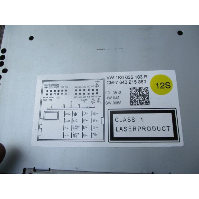 VW ゴルフ DBA-1KCAX オーディオ : 001399766261050 : 株式会社萩尾商会 - 通販 - Yahoo!ショッピング