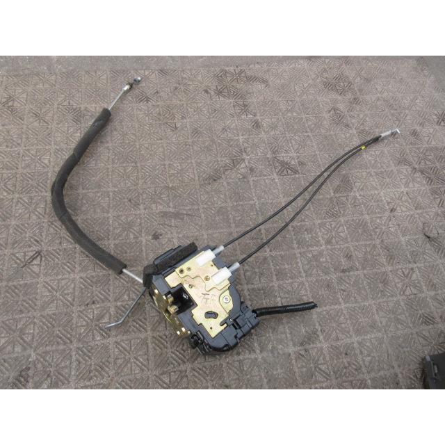 キューブ UA-BGZ11 ドアロックソレノイド : 001416922464550 : 株式会社萩尾商会 - 通販 - Yahoo!ショッピング