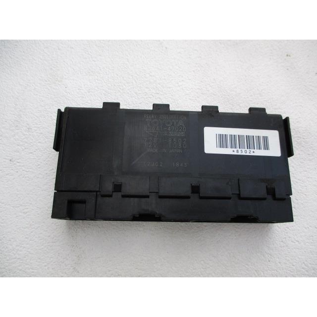 プリウス DAA-NHW20 インテグレーションリレー : 株式会社萩尾商会 - 通販 - Yahoo!ショッピング